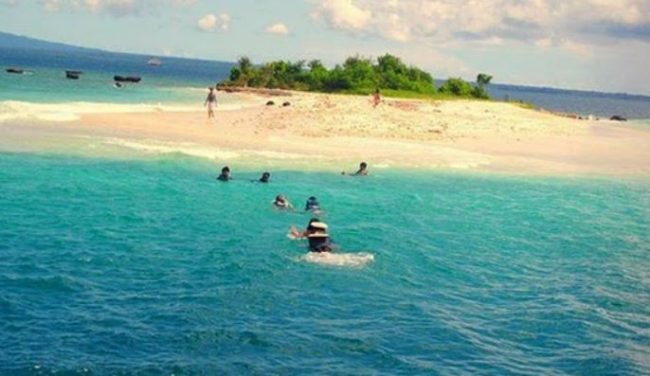 Pulau Badul: Menikmati Keindahan Taman Nasional Ujung Kulon dengan ...