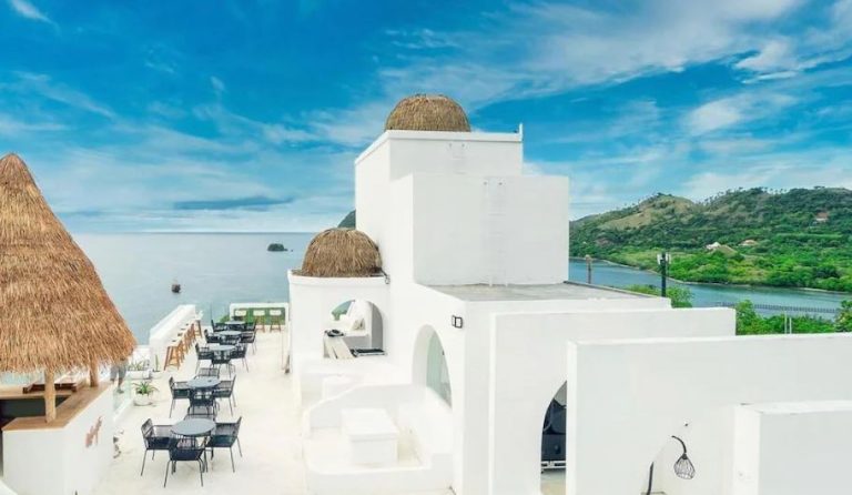 Loccal Collection Hotel Labuan Bajo, Hotel Labuan Bajo Mirip Santorini ...